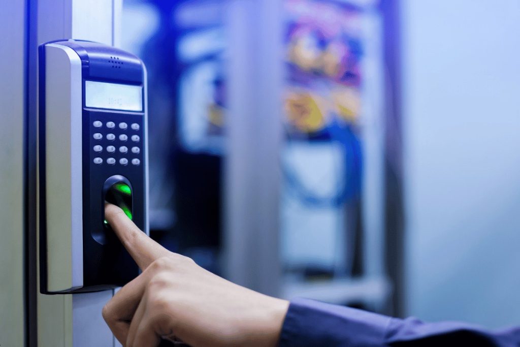 7 Key Factors to Choose the Best Door Access Control System